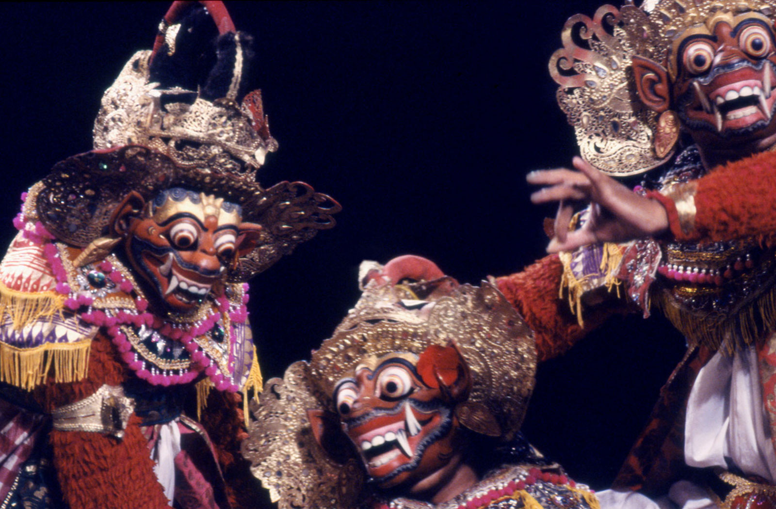 Bali Wayang Wong – Teatro in maschera di Bali | 1990 | Romaeuropa